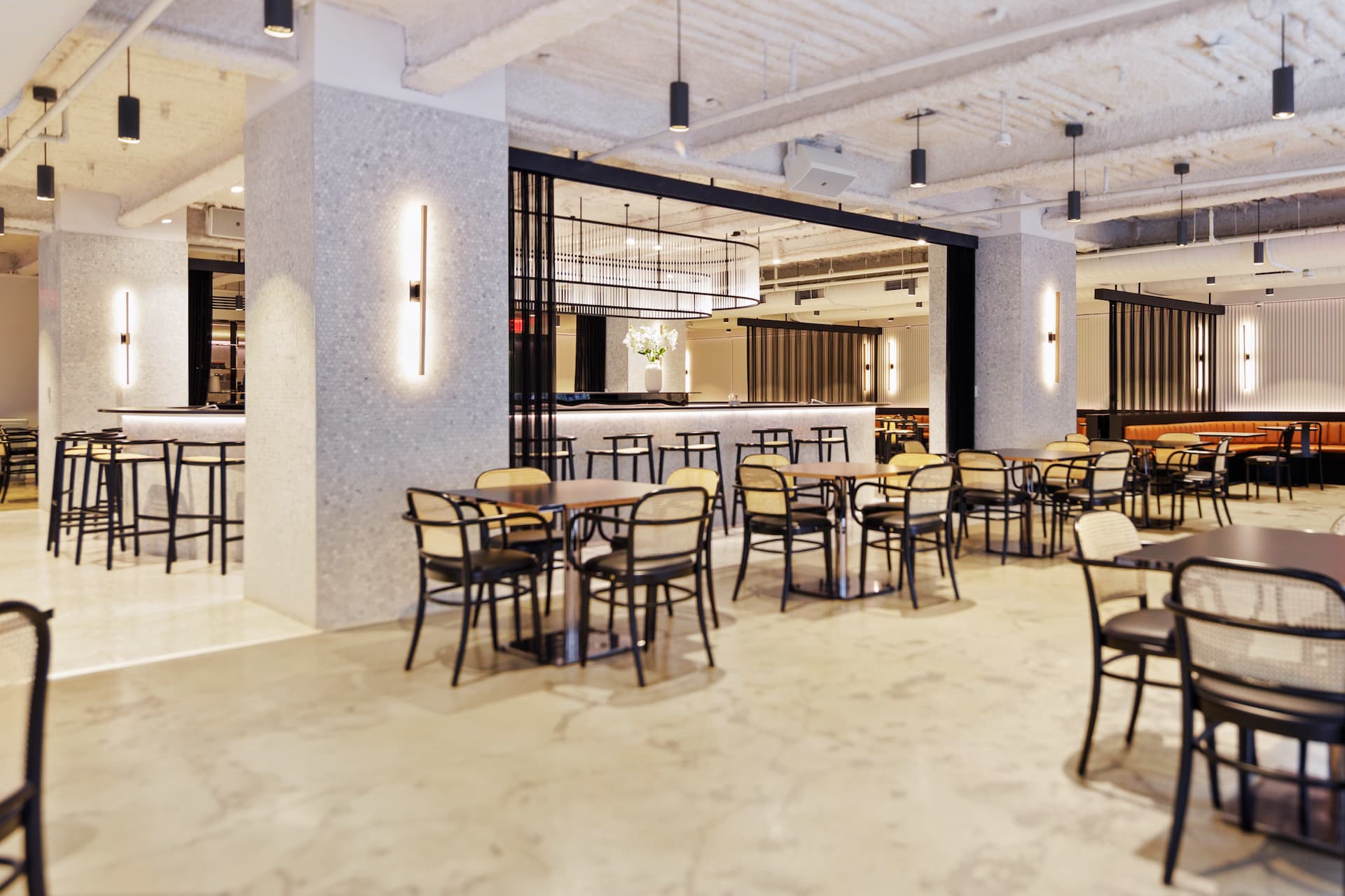 Bistro - 320 Park Avenue